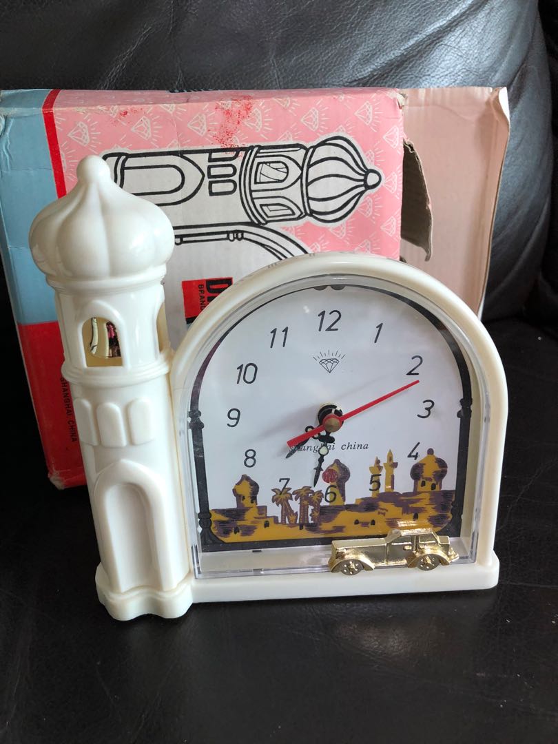 Vintage shanghai diamond alarm clock, Hobbies & Toys, Memorabilia ...