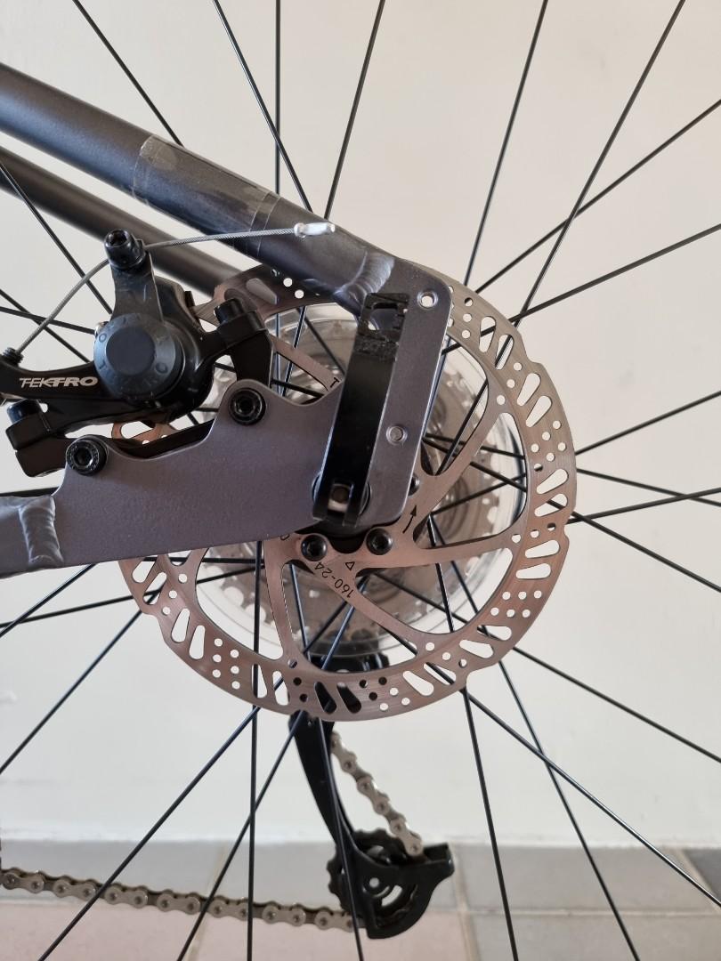 BTWIN Riverside 500 Hybrid Bike, Sports Equipment, Bicycles & Parts ... BTWIN Riverside 500 Hybrid Bike, Sports Equipment, Bicycles & Parts ...