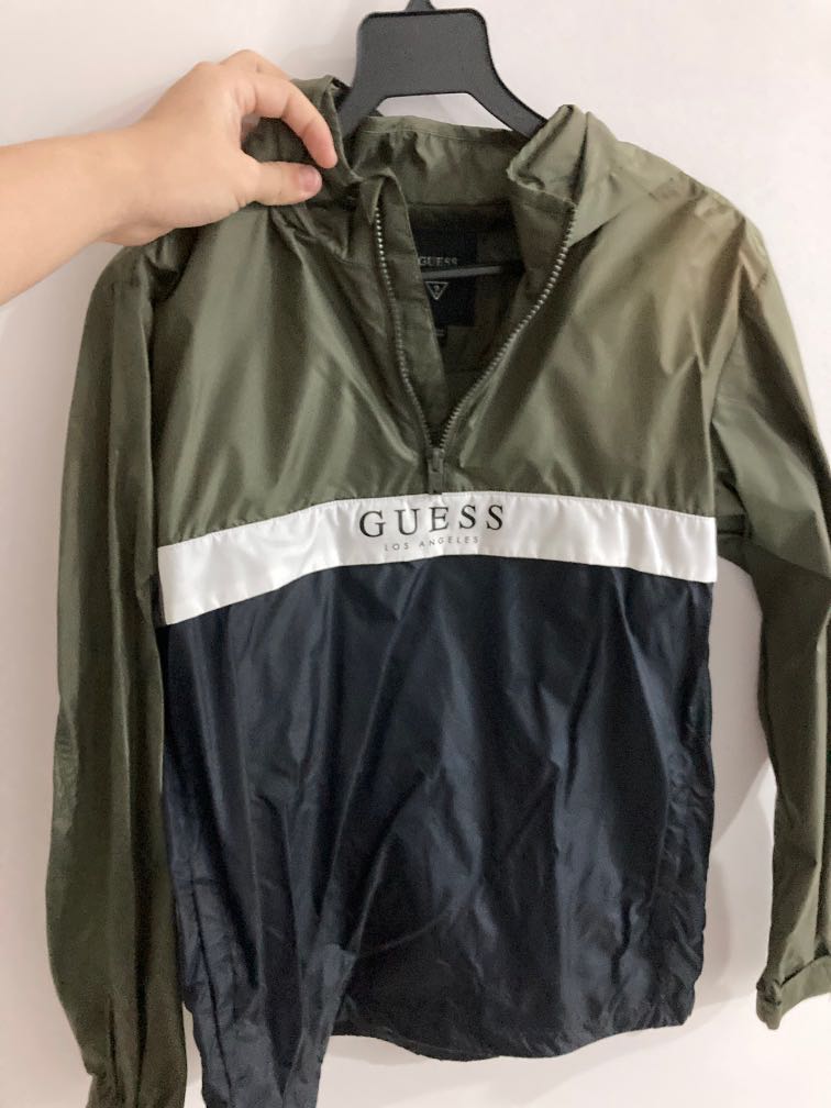 Guess Windbreaker, Men's Fashion, Coats, Jackets and Outerwear on Carousell