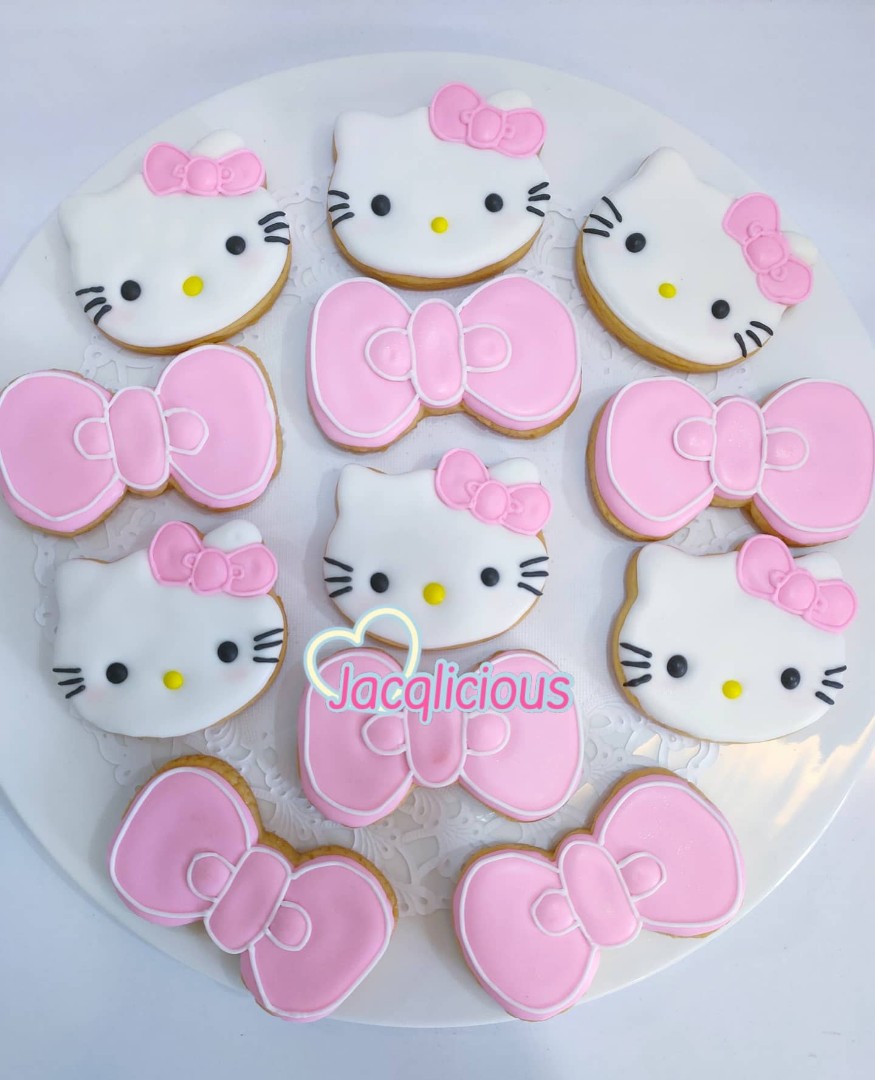 Hello Kitty & Bows Icing Cookies, Food & Drinks, Homemade Bakes on ...