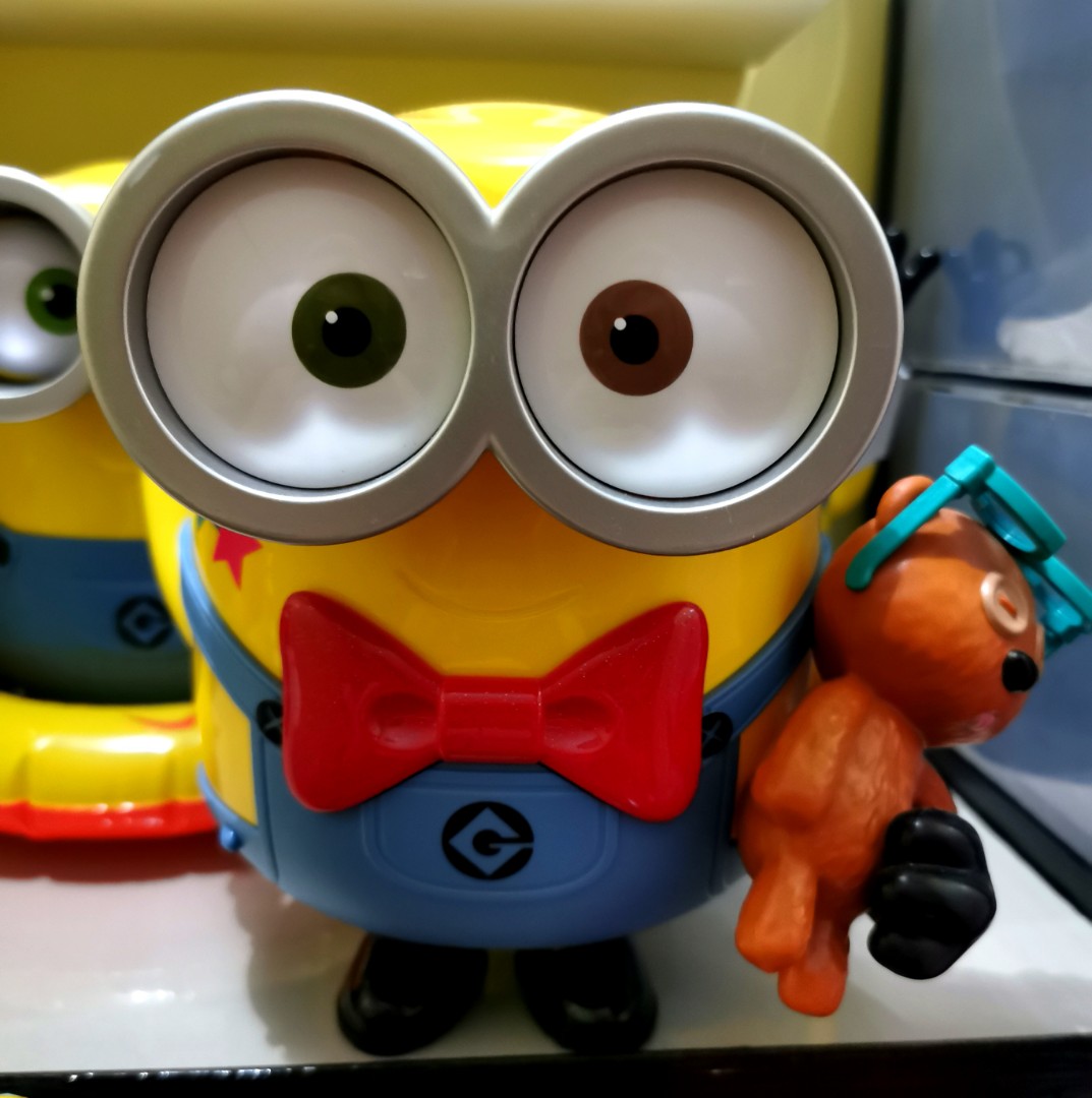 Minion Popcorn Bucket (Bob) Despicable Me, Hobbies & Toys, Toys & Games ...