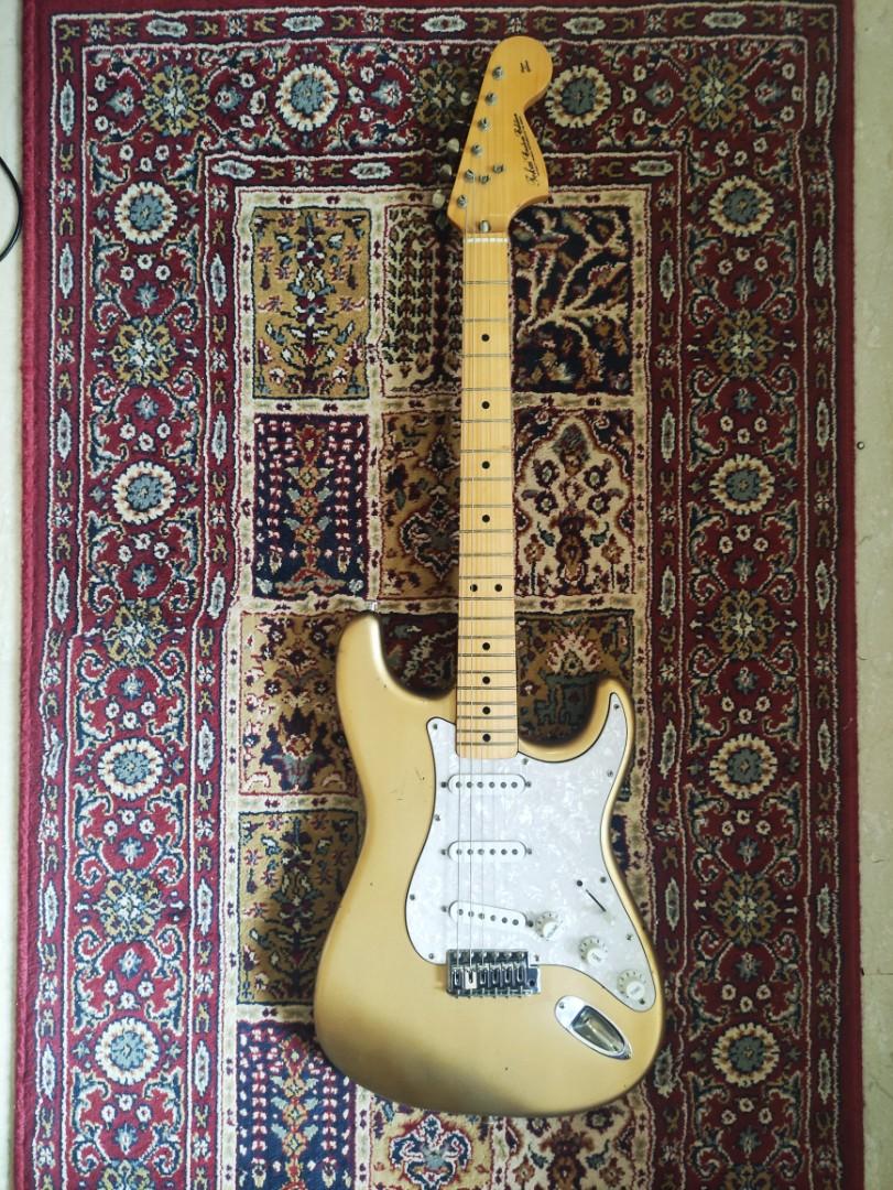 1986 Tokai Custom Edition Strat, Hobbies & Toys, Music & Media, Musical ...