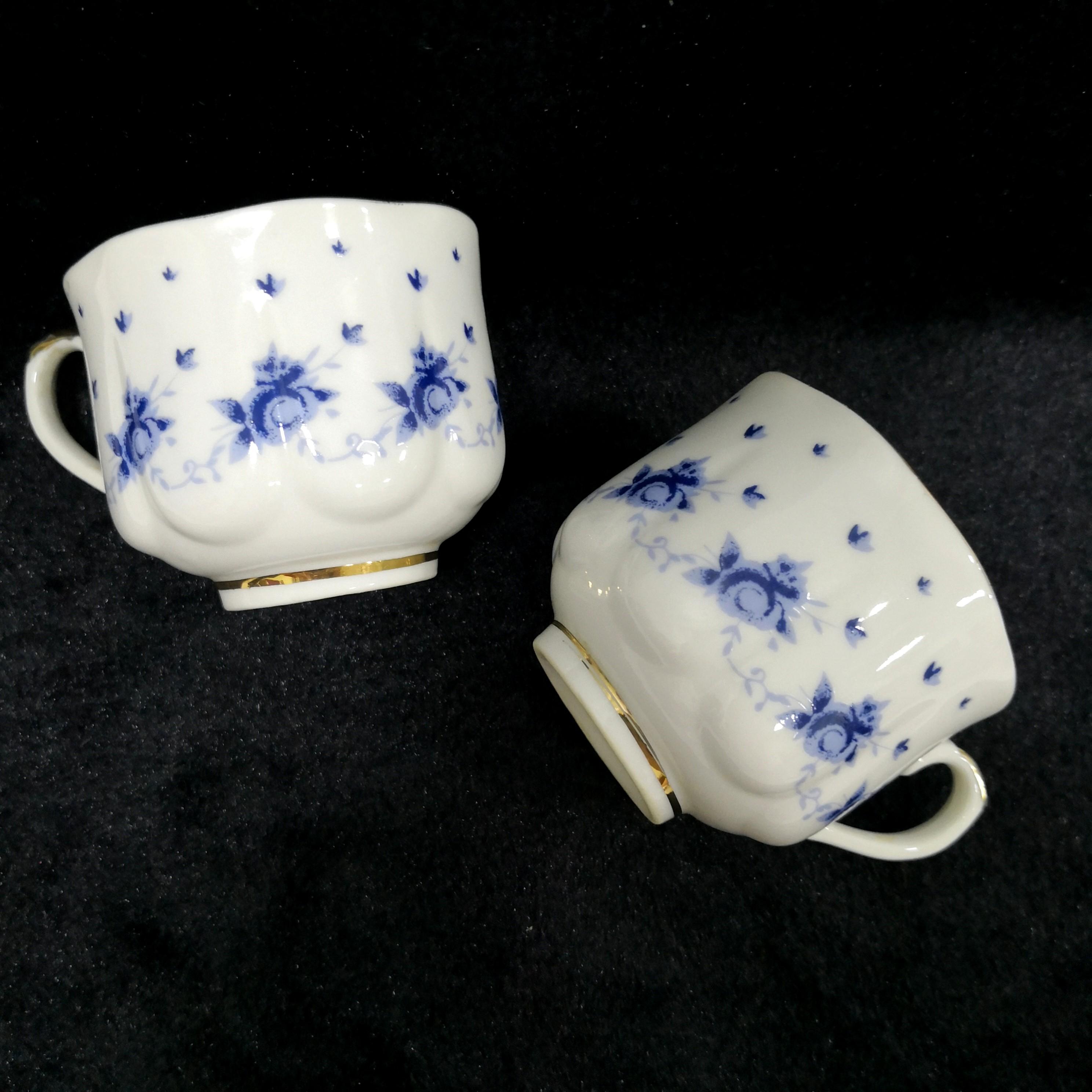 2 X Japan Tohan beautiful blue and white Floral teacup set, Furniture ...