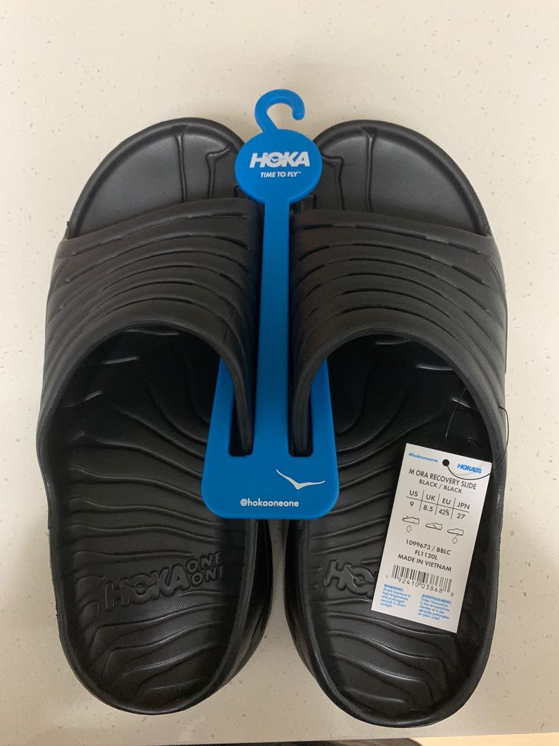 Hoka One One Recovery Sliders, Men's Fashion, Activewear on Carousell