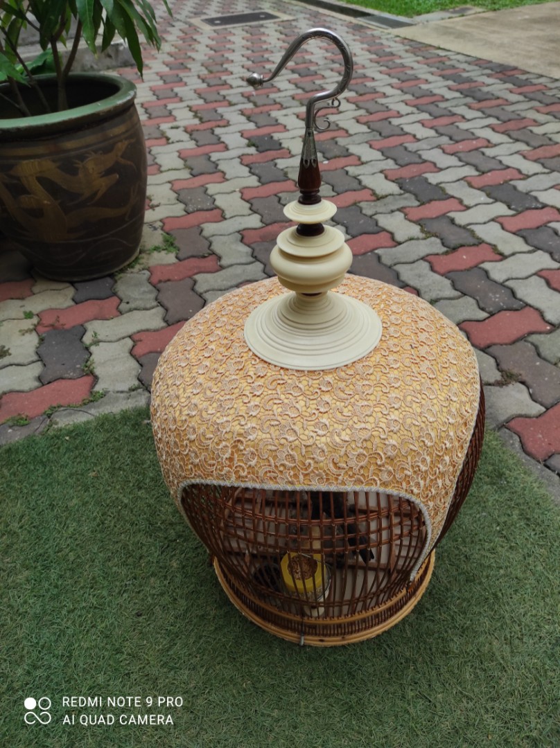 Merbok cage, Pet Supplies, Homes & Other Pet Accessories on Carousell