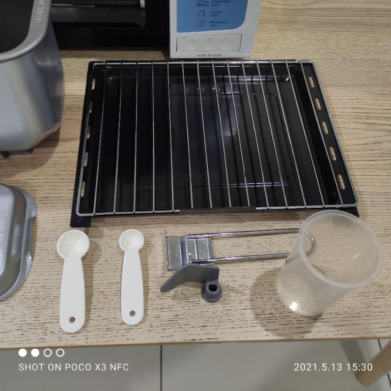 Noxxa BreadMaker 3 in 1 Oven Toaster, TV & Home Appliances, Kitchen ...