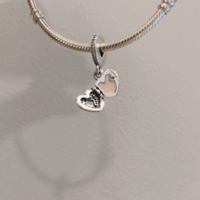 Pandora Heart Locket Charm, Women's Fashion, Jewelry & Organisers ...