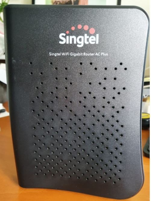 Singtel Wifi Gigabit Router AC Plus, Computers & Tech, Parts ...