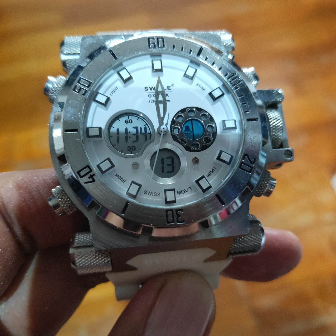 Swole O'Clock (50 mm), Mobile Phones & Gadgets, Wearables & Smart ...