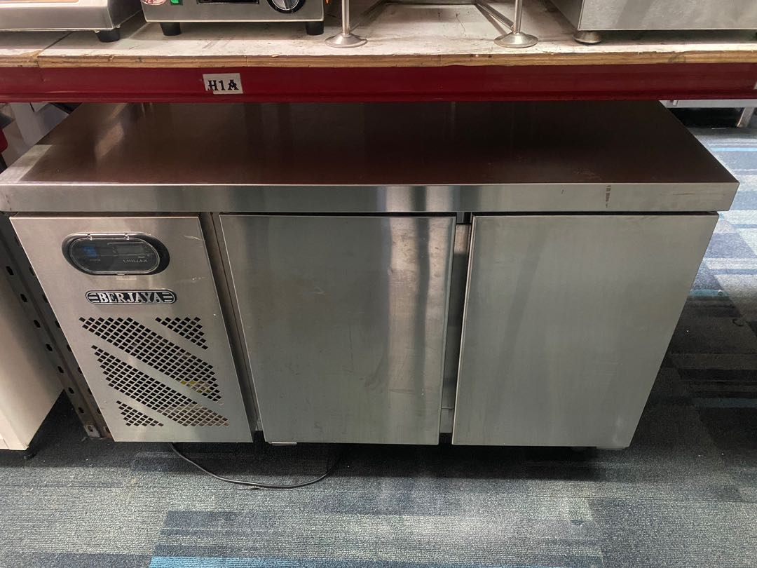 Berjaya 2 Doors Counter Chiller/Fridge/Refrigerator 1200 x 760, TV ...