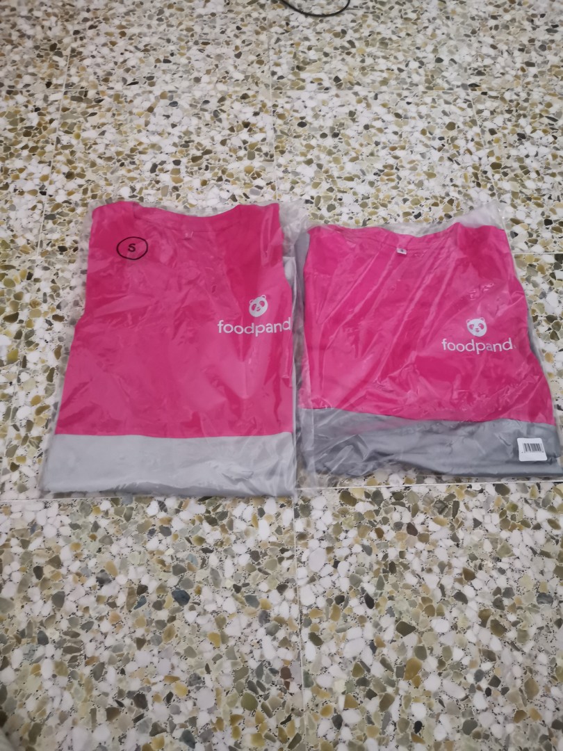 Foodpanda T-Shirt, Men's Fashion, Tops & Sets, Tshirts & Polo Shirts on ...