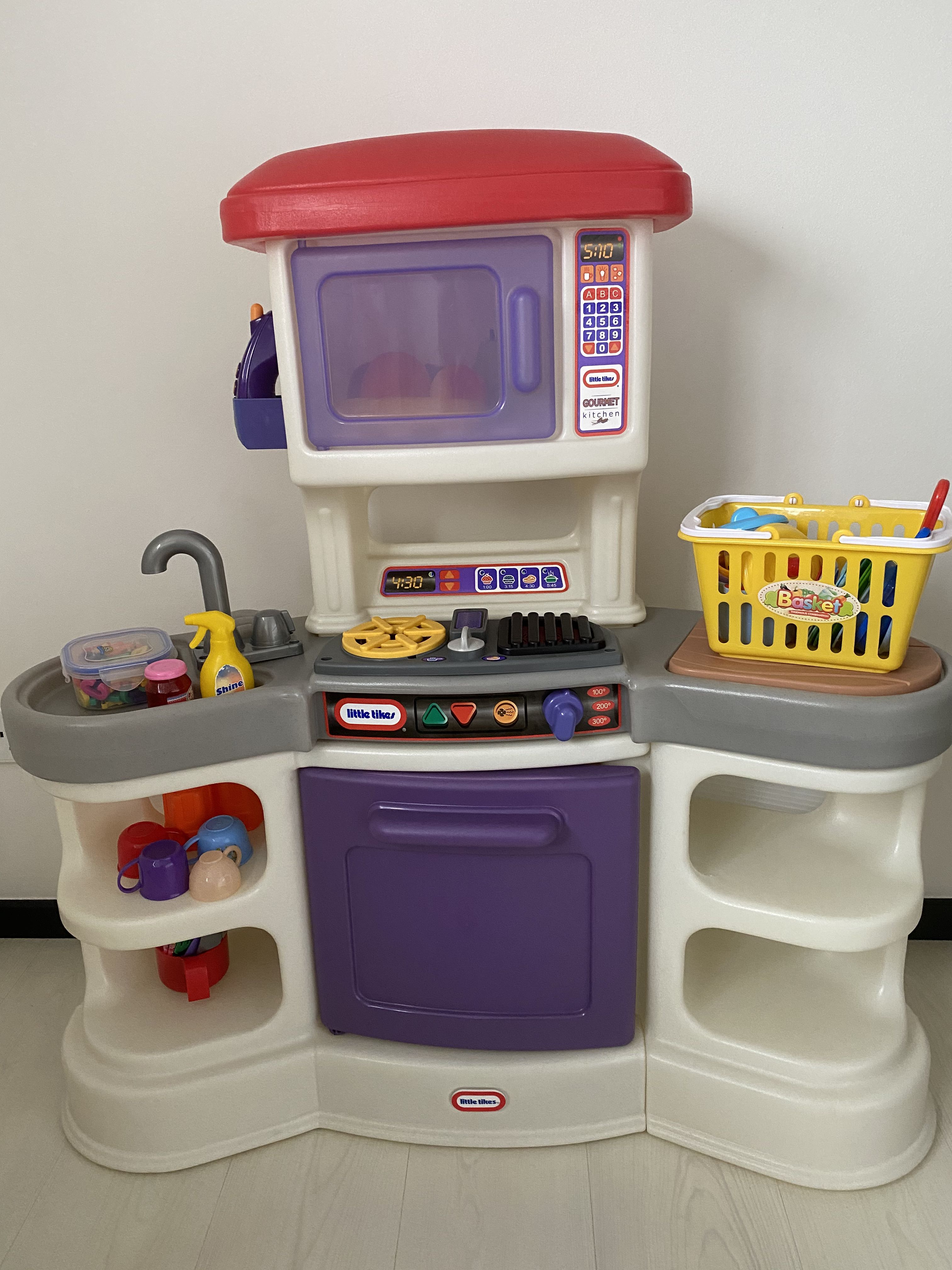Little Tikes Kitchen Set, Babies & Kids, Baby Nursery & Kids Furniture ...