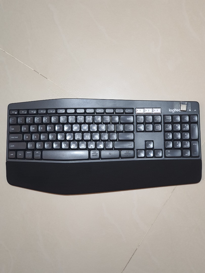 Logitech K850 Wireless Keyboard, Electronics, Computer Parts ...