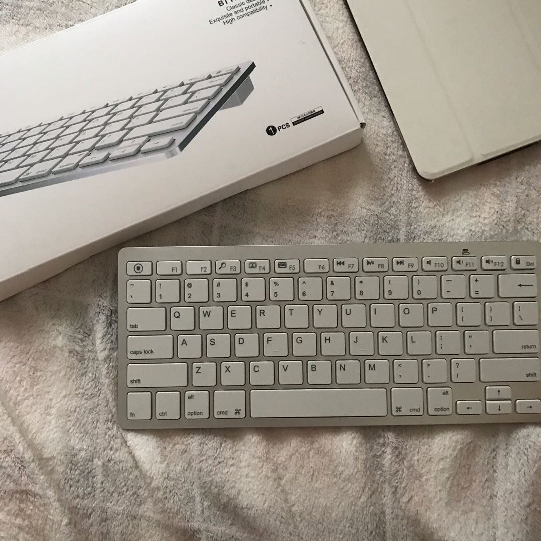 MINISO BLUETOOTH WIRELESS KEYBOARD, Computers & Tech, Parts ...