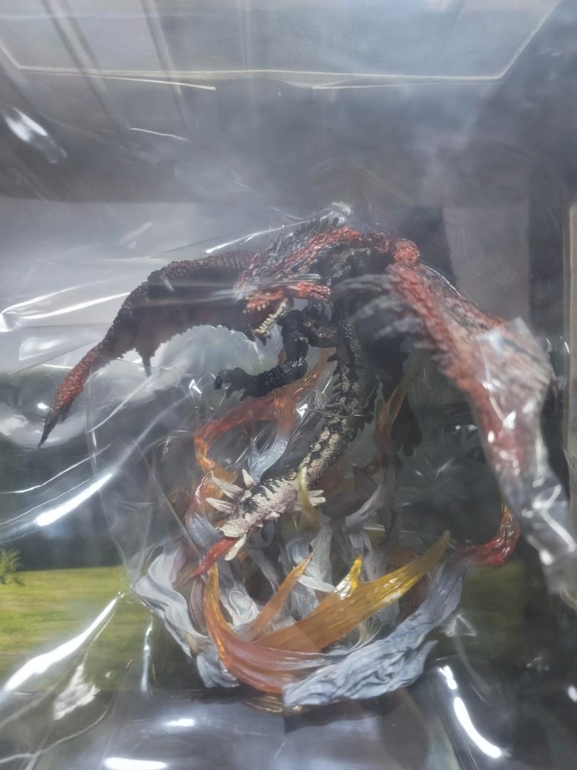 Monster Hunter Figurine Rathalos, Hobbies & Toys, Toys & Games on Carousell