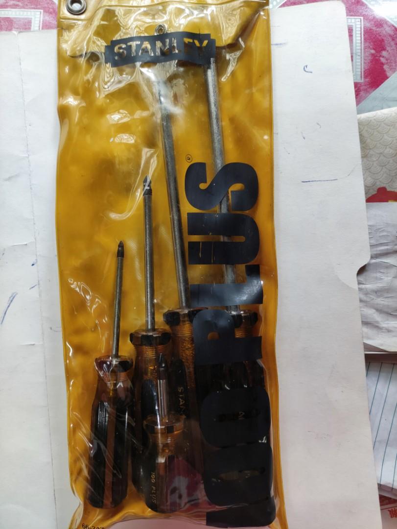 Stanley 100 plus 5 pc screwdriver, Commercial & Industrial ...