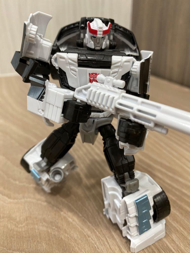 Transformers Generations - Prowl Deluxe, Hobbies & Toys, Toys & Games ...