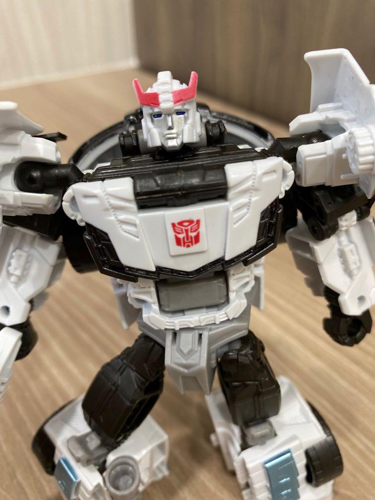 Transformers Generations - Prowl Deluxe, Hobbies & Toys, Toys & Games ...