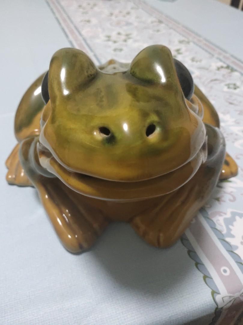 Vintage Frog Piggy Bank, Hobbies & Toys, Memorabilia & Collectibles ...