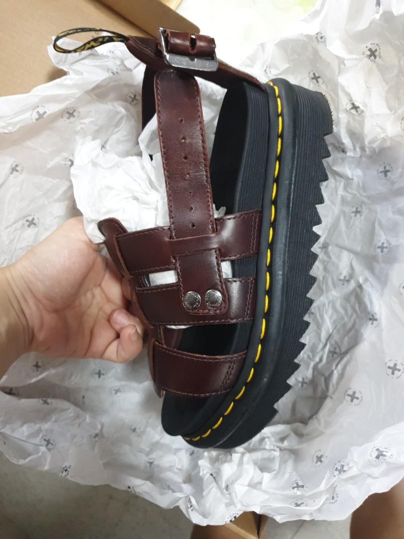 Dr Martens terry, Women's Fashion, Footwear, Flats on Carousell