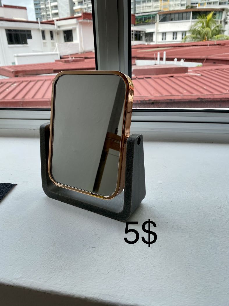 Hooga Mirror, Furniture & Home Living, Home Decor, Mirrors on Carousell