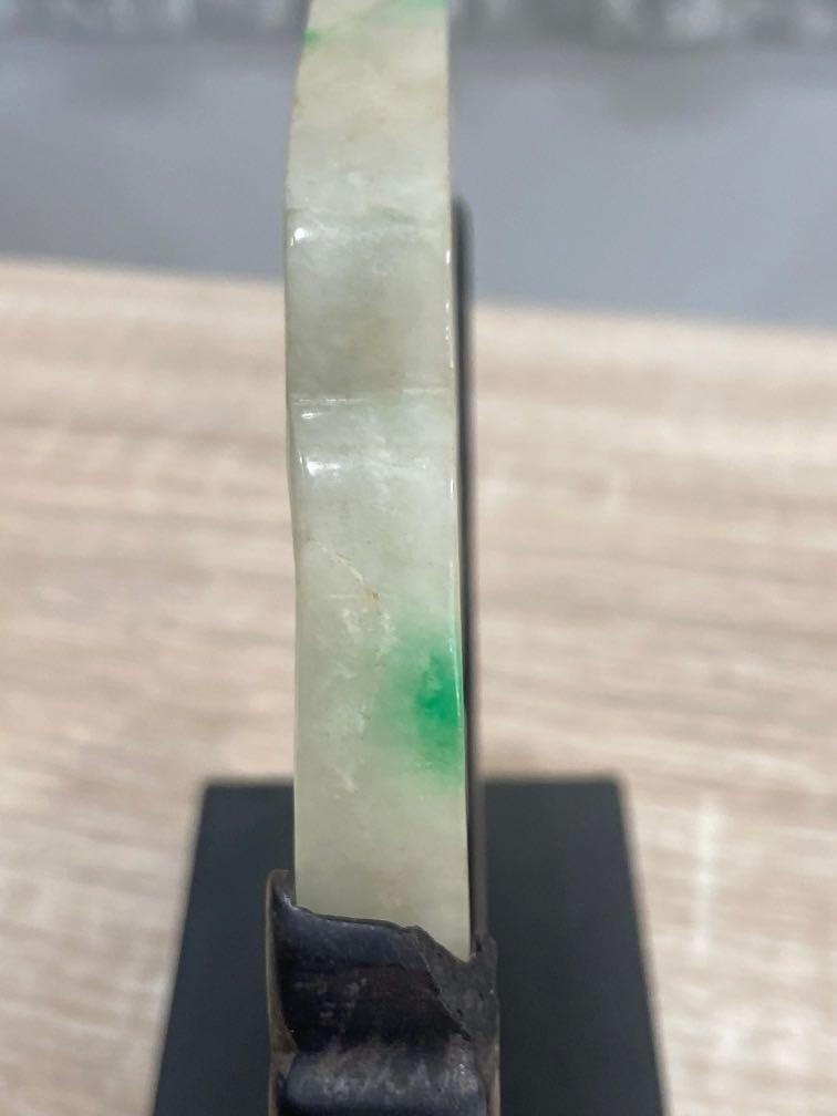 Jade display, Women's Fashion, Jewelry & Organisers, Precious Stones on ...