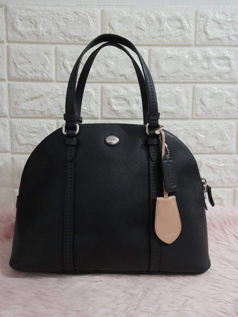 Original Coach Alma, Luxury, Bags & Wallets on Carousell