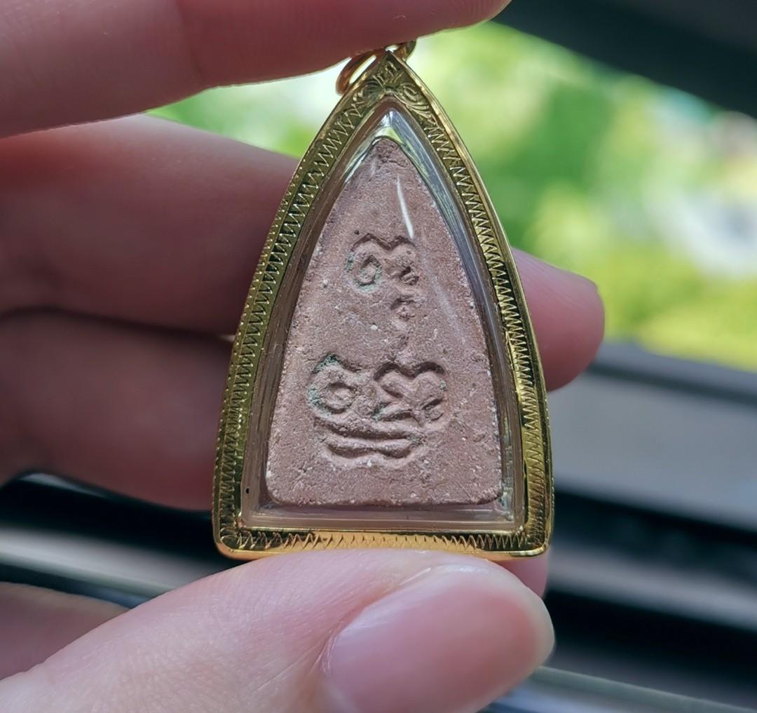 Phra Putto noi Khun Mae Boon Ren, Hobbies & Toys, Religious Items on ...