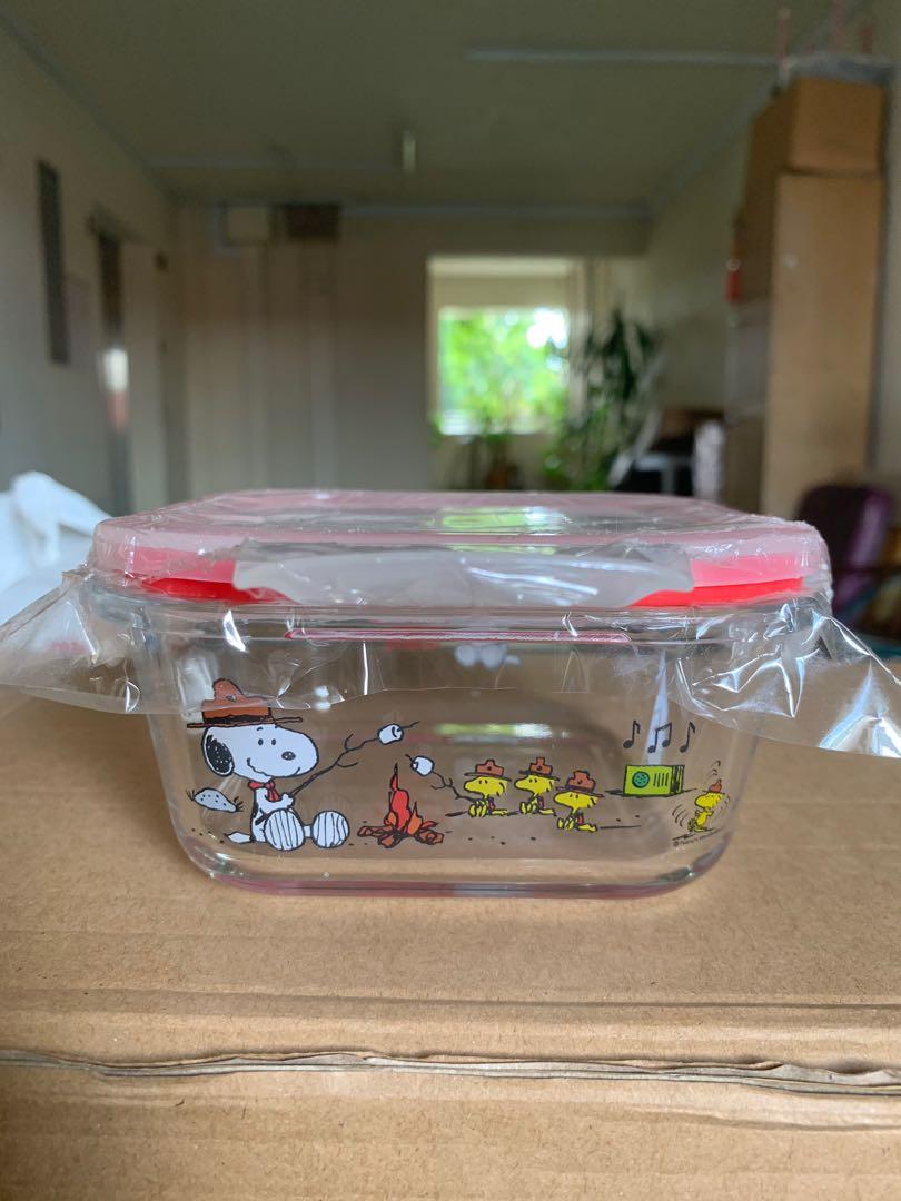 Pyrex x Peanuts resealable glassware, Furniture & Home Living ...