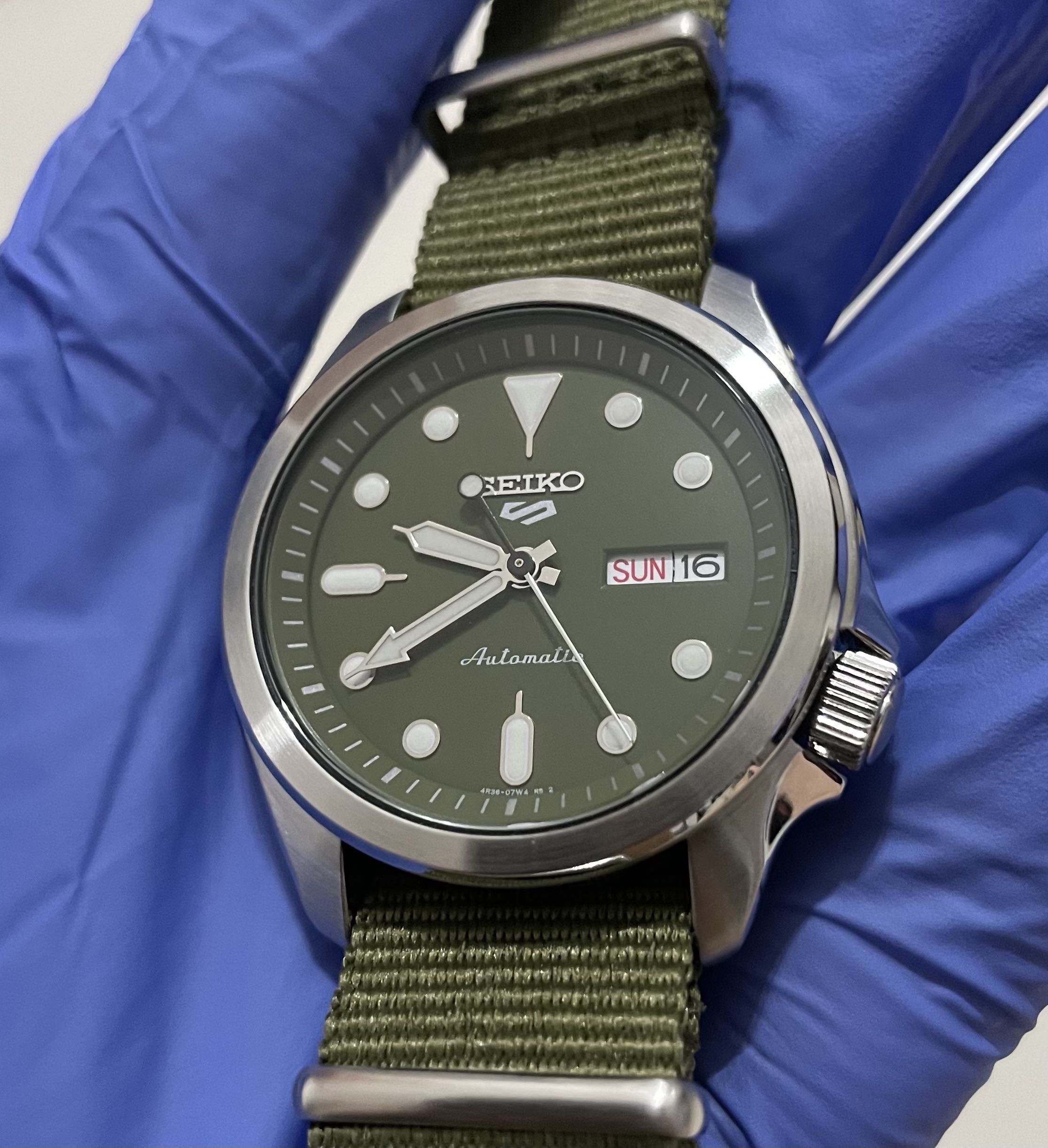 Seiko SRPE65K1 SRPE65 Seiko 5, Men's Fashion, Watches on Carousell