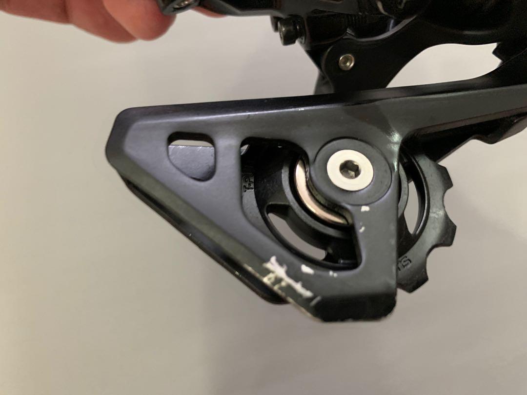 Shimano 105 RD-R7000 Rear Derailleur, Sports Equipment, Bicycles ...