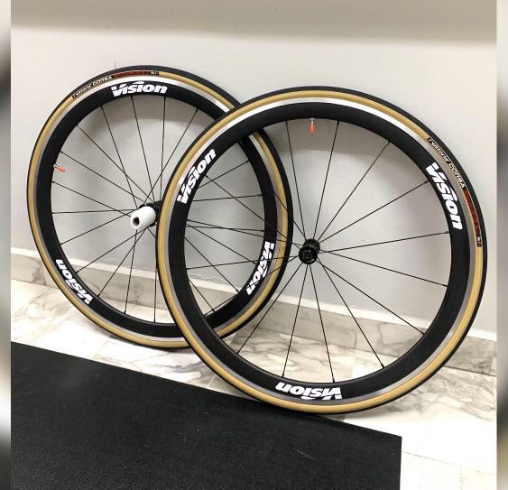 Vision carbon wheelset, Sports Equipment, Bicycles & Parts, Bicycles on ...
