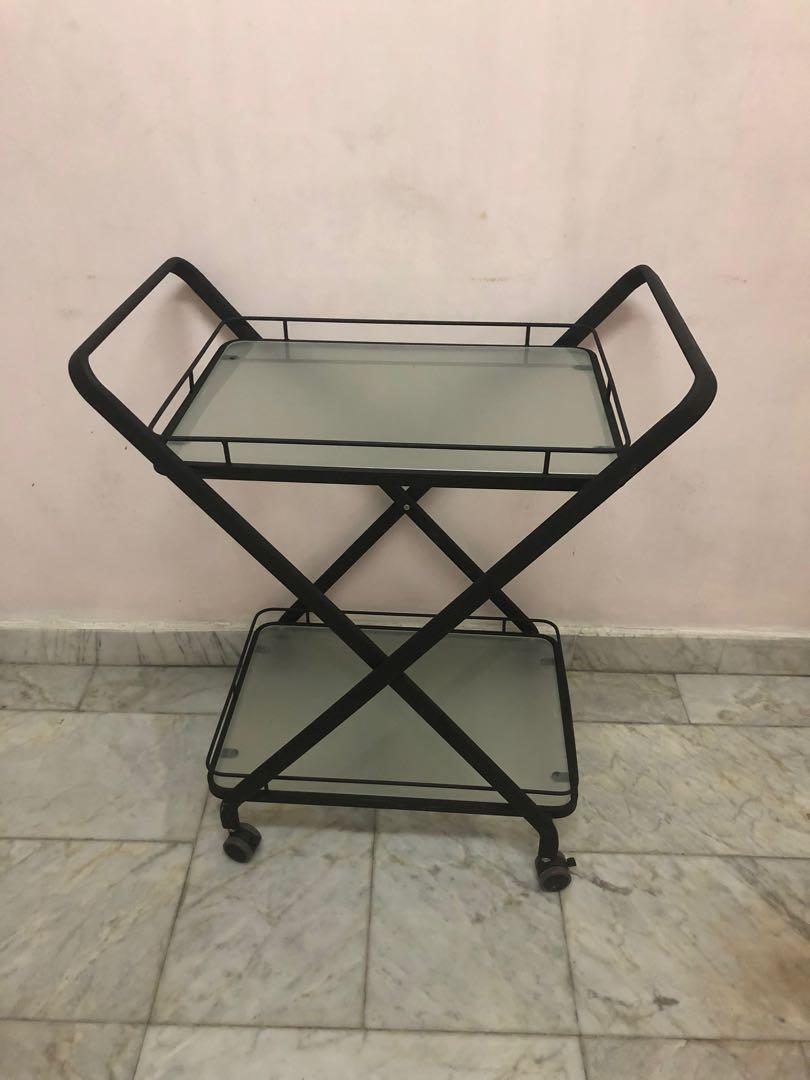 4 castor wheels with individual locking device. Steel frame, with glass ...