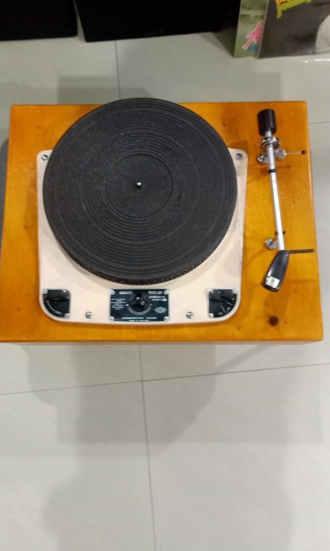 Garrard Model 301 Vintage Turntable 1967, Hobbies & Toys, Music & Media ...