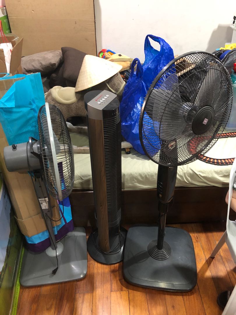 Set of electric fan ( 2 kdk fans and 1 hanabishi tower fan ), Furniture ...