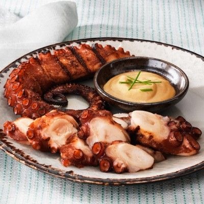 Octopus Tentacles (cooked) L Size, Food & Drinks, Chilled & Frozen Food ...