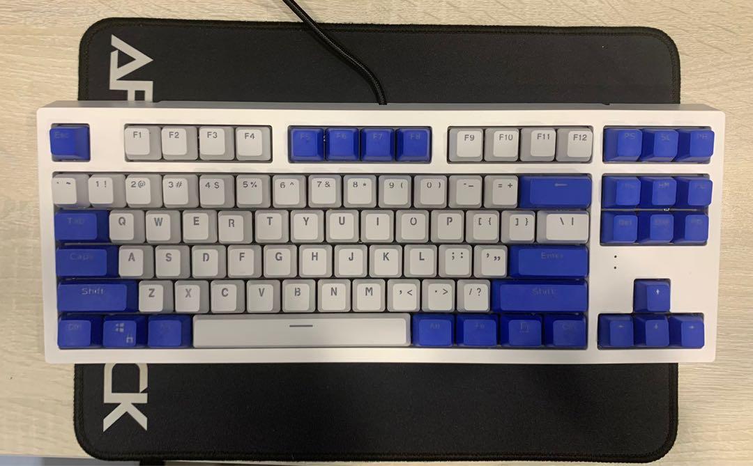 TKL hotswappable pcb keyboard without key switches and keycaps ...