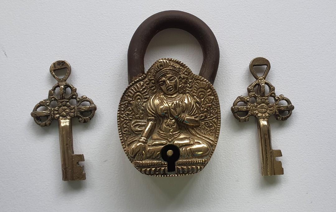 Vintage indian lock, Hobbies & Toys, Memorabilia & Collectibles ...