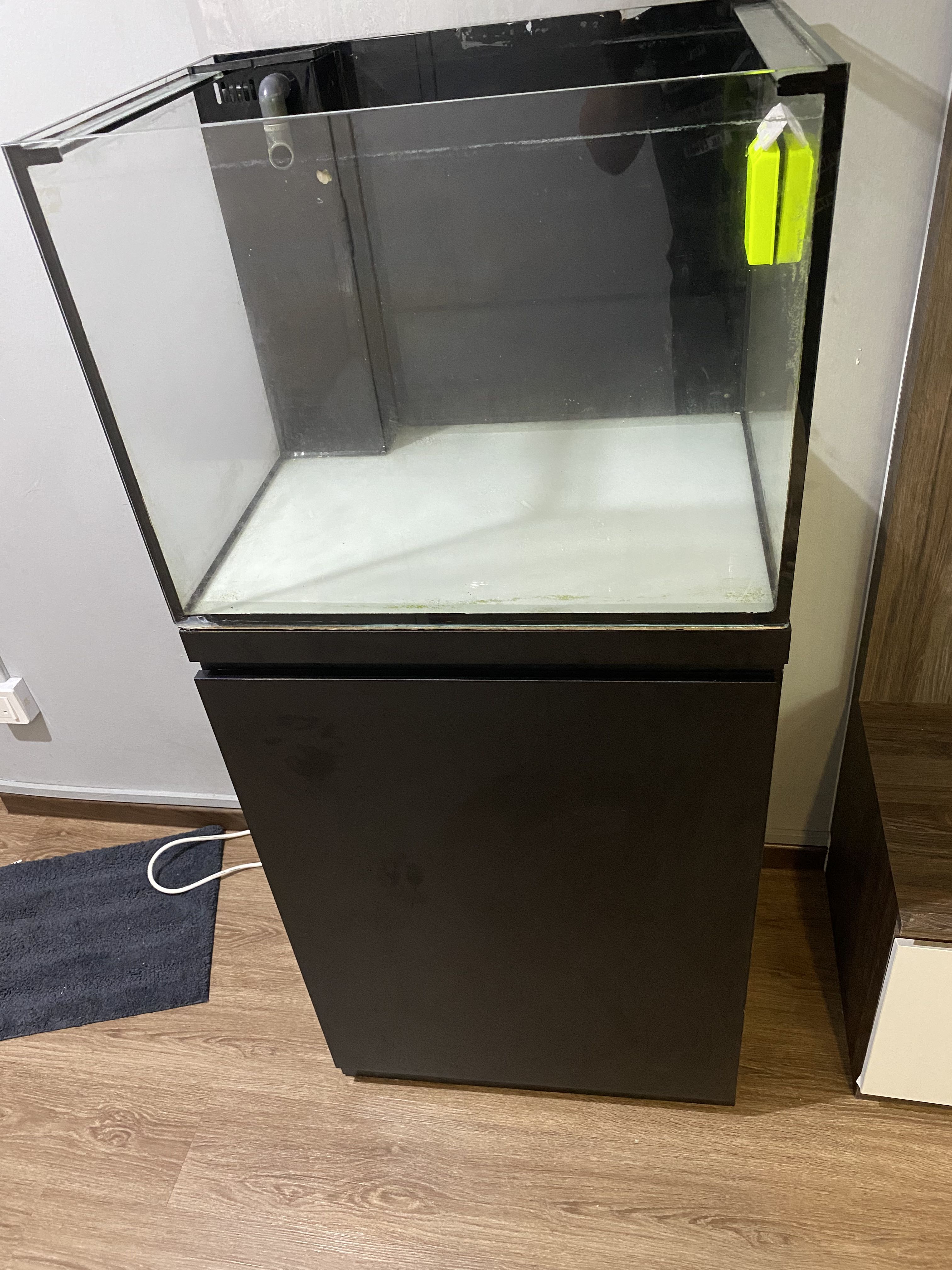 2ft fish tank with sump and return pump, Pet Supplies, Homes & Other ...