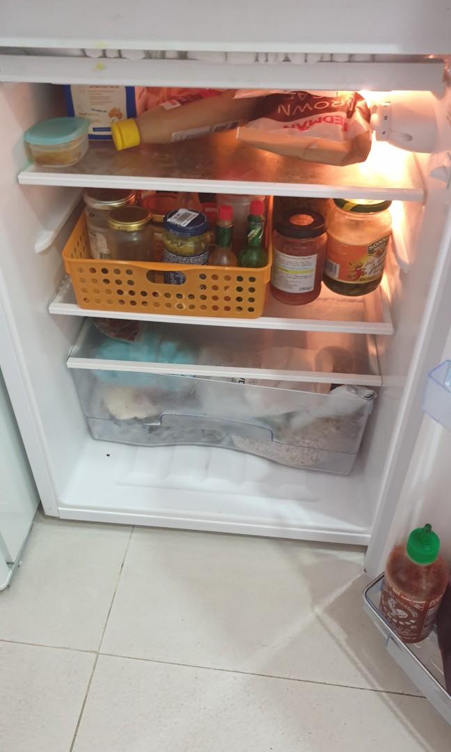 AKIRA FRIDGE 120L, TV & Home Appliances, Kitchen Appliances ...