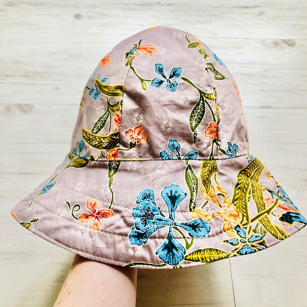 Batik Reversible Hat Handmade in Singapore, Women's Fashion, Watches ...
