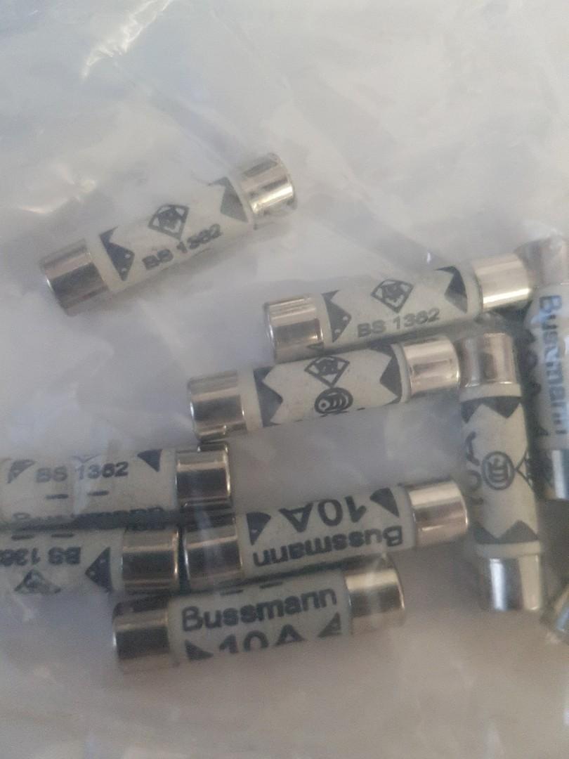 Bussmann Ceramic Fuse 6mm x 25mm 240V 10A BS1362, TV & Home Appliances ...