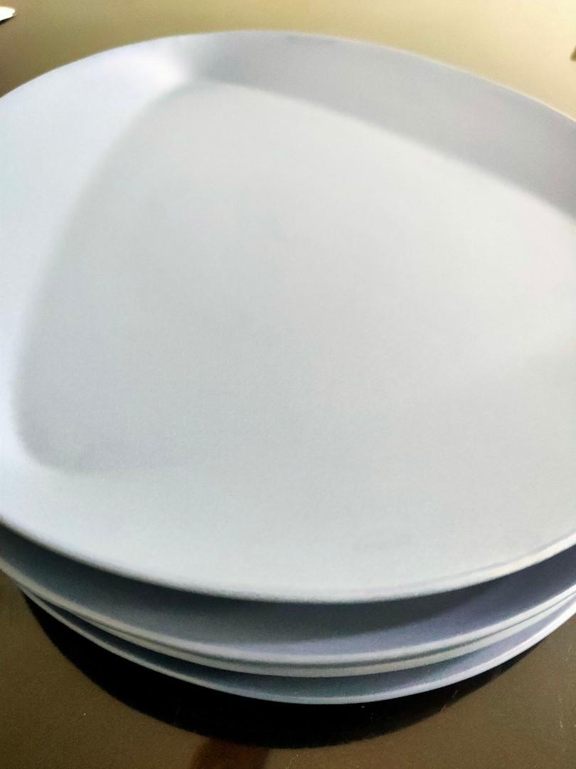 Hooga dinner plates and bowls, Furniture & Home Living, Kitchenware ...