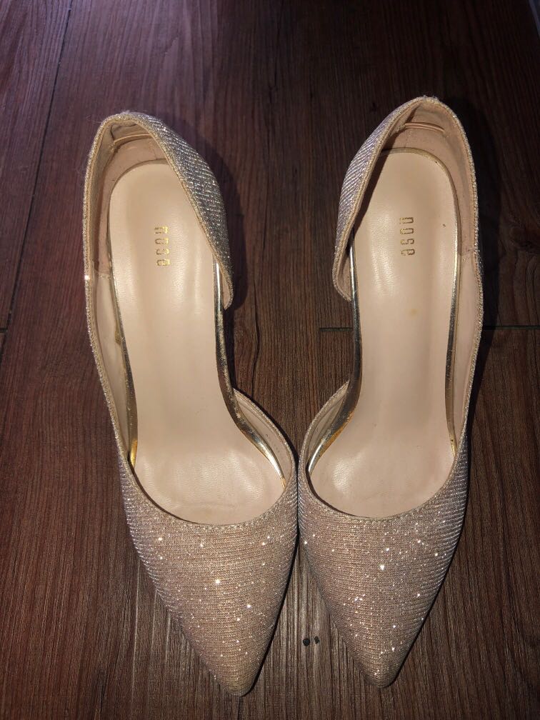 NOSE champhange colour high heels, Women's Fashion, Footwear, Heels on ...