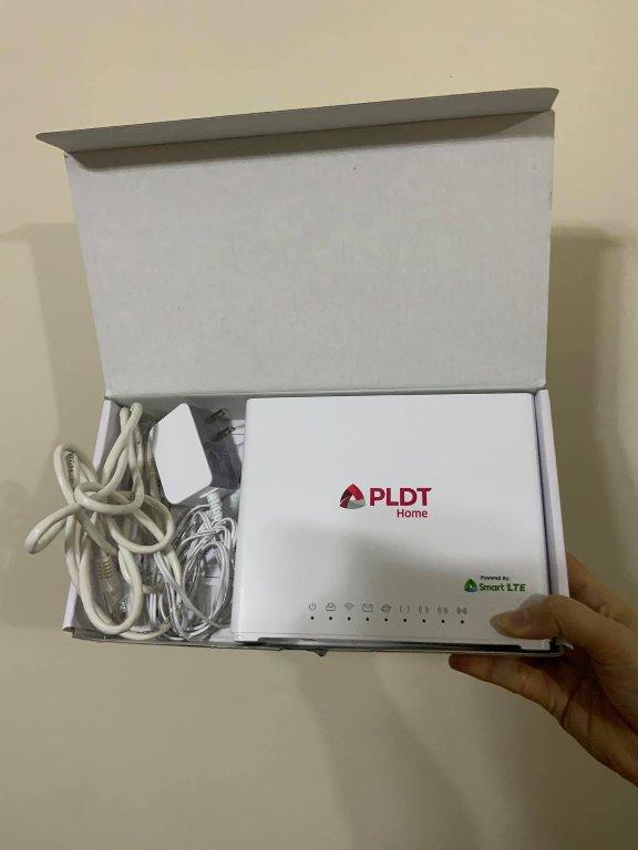 PLDT Home Wifi Prepaid Advance (Evoluzn Modem) with LAN cable ...