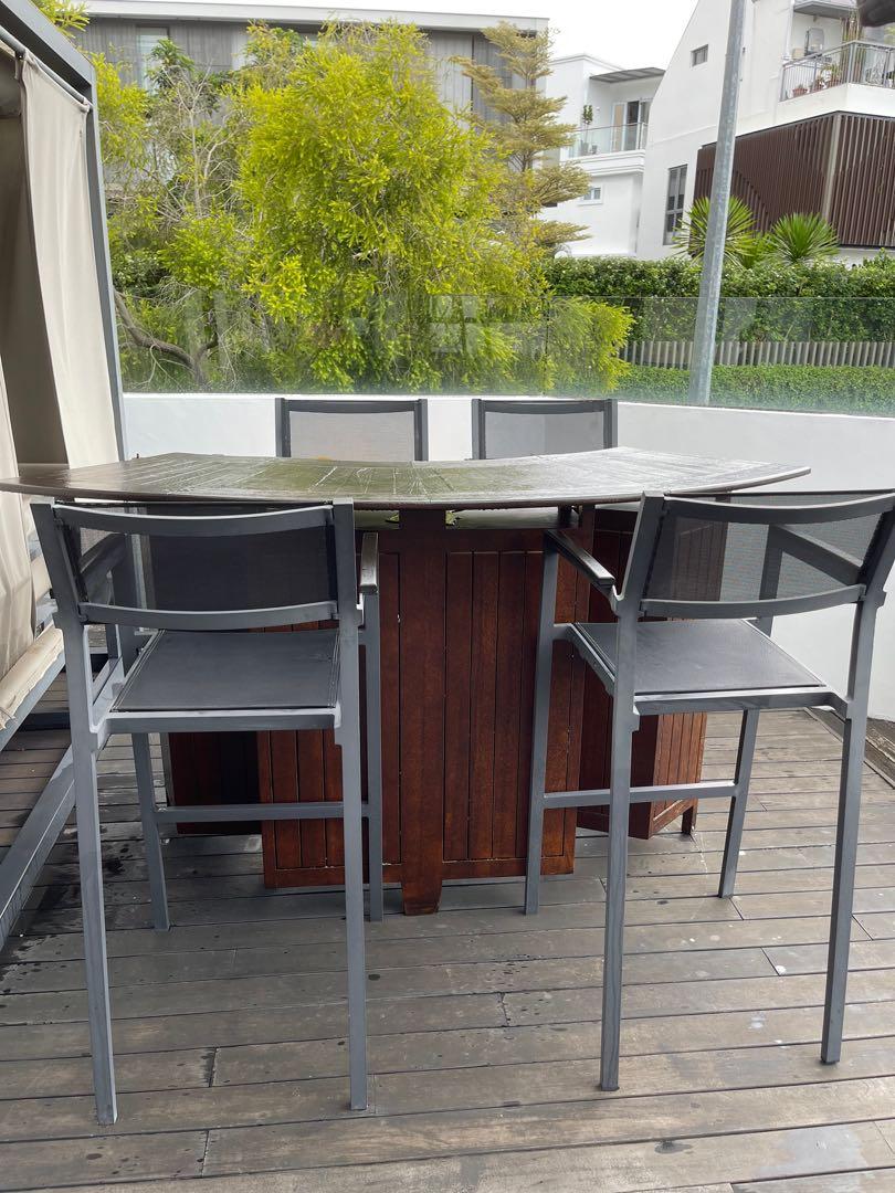 Solid Oak Bar counter / Display Cabinet, Furniture & Home Living ...