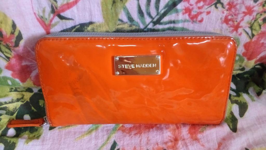 STEVE MADDEN bUNDLE WALLET & SLING, Men's Fashion, Bags, Sling Bags on ...