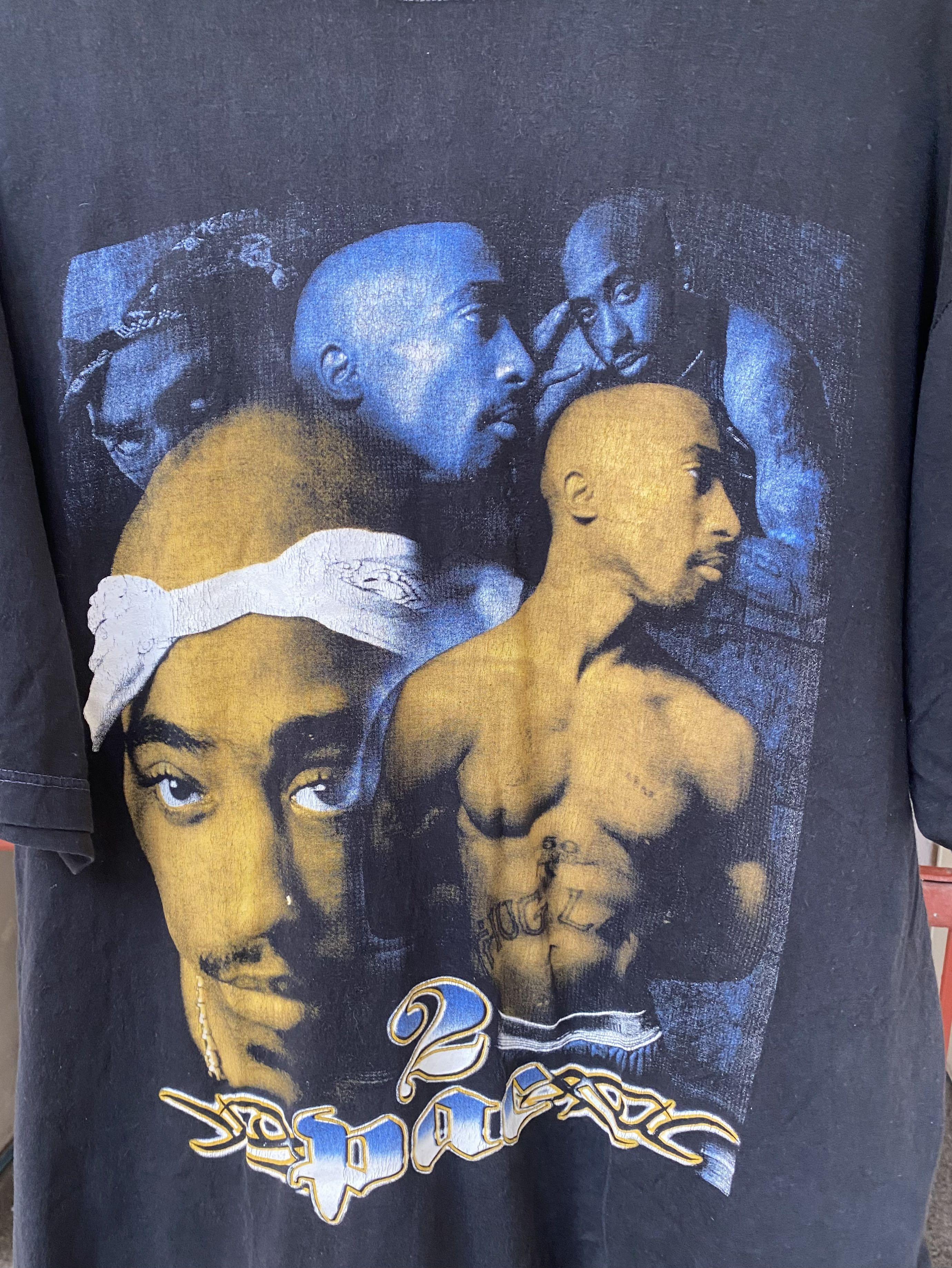 Tupac Shakur Memorial 90s Bootleg Size 2XL, Men's Fashion, Activewear ...