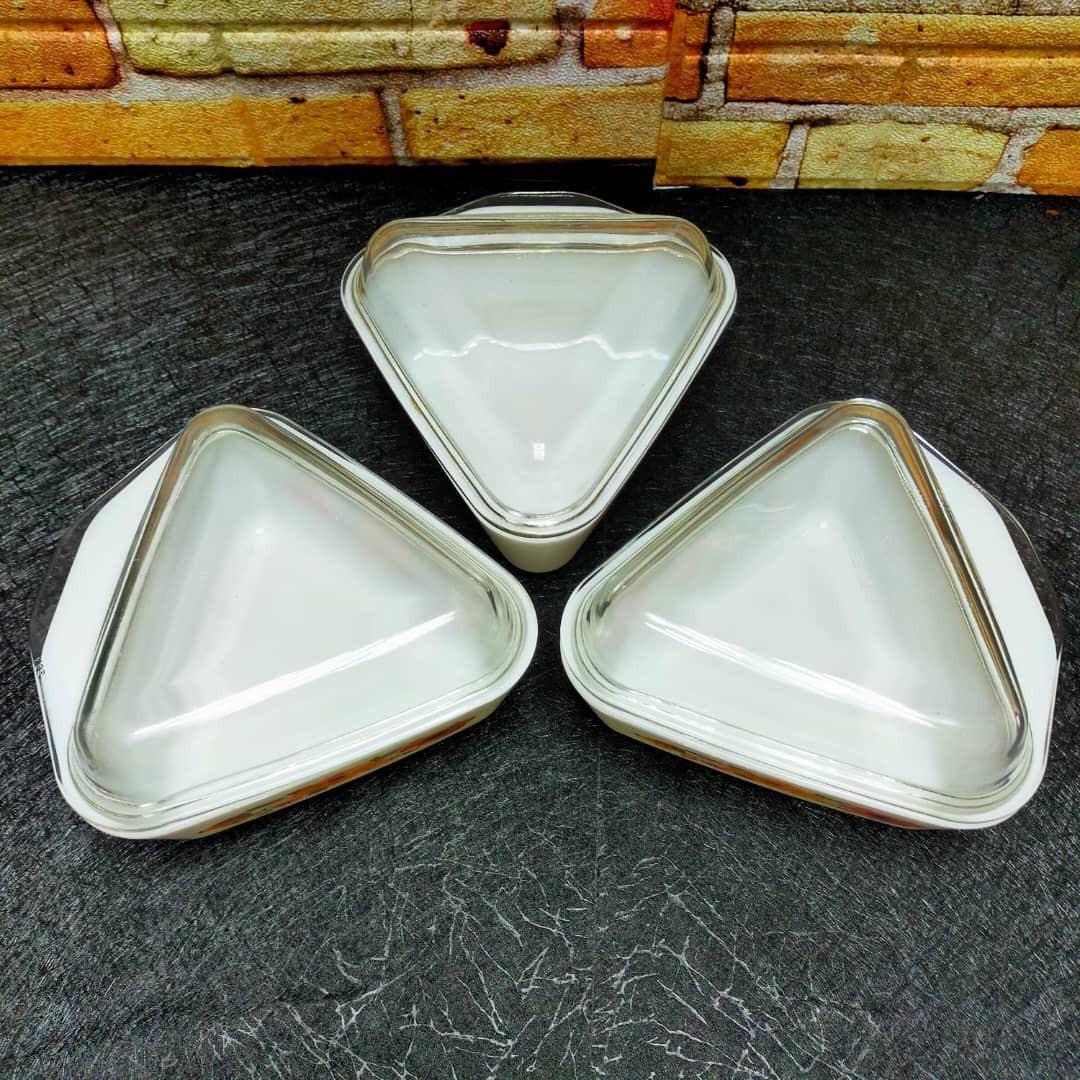 Vintage English Pyrex Ingrid Triangle Dish with Lid, Furniture & Home ...