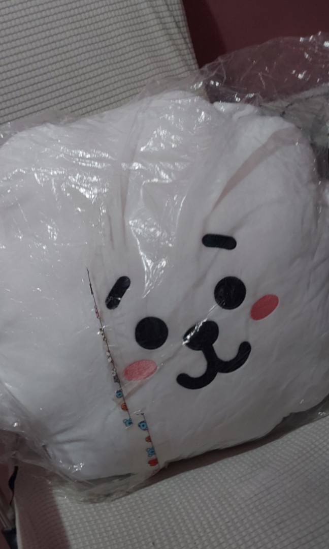 BT21 RJ Face Cushion 42 cm, Hobbies & Toys, Memorabilia & Collectibles ...